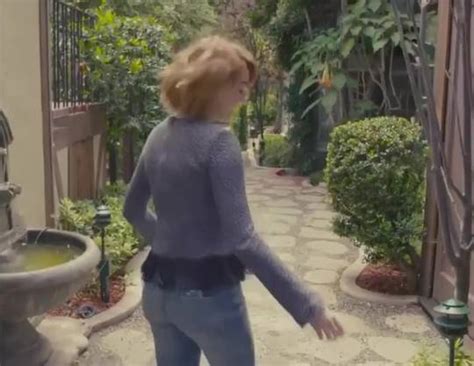Emma Stone Perfect Butt While She Walks Real Speed Version And Nasty