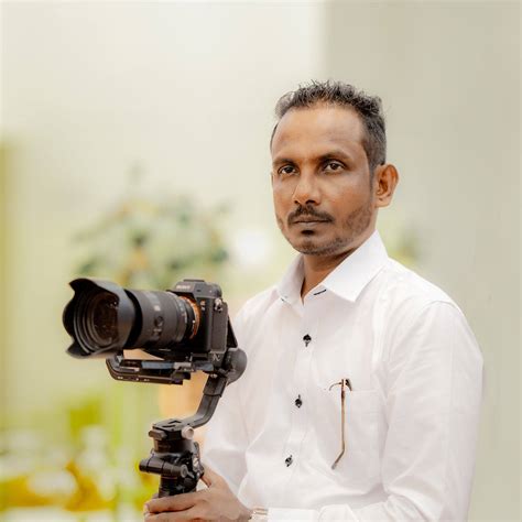 අරලගංවිල Goldfitness තව පොඩි කාලේකින් සුපිරි කොල්ලෝ ටිකක් හදනවා රැදිලා ඉන්න 💪😎 කියන දේ අහන