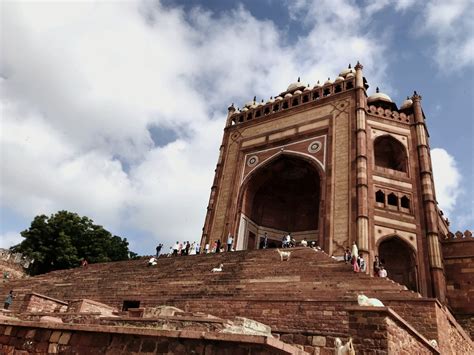 A Journey Through Fatehpur Sikri Indias Majestic Mughal City