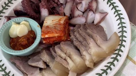 수육 곁들인 문어삼합 집들이손님초대 음식으로 최고원기회복에 좋은 문어숙회 Youtube 수육 곁들인 문어삼합 집들이손님초대 음식으로 최고원기회복에 좋은 문어숙회 Youtube