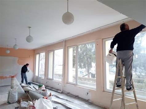 Мним майстор взима пари за ремонт и изчезва полицията го издирва