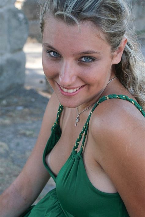 Down Blouse Xahara160320