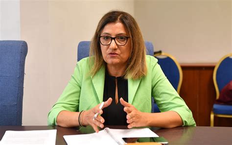 НОВ ОПШТ КОЛЕКТИВЕН ДОГОВОР ВО ЈАВНИОТ СЕКТОР Гласот на Европа