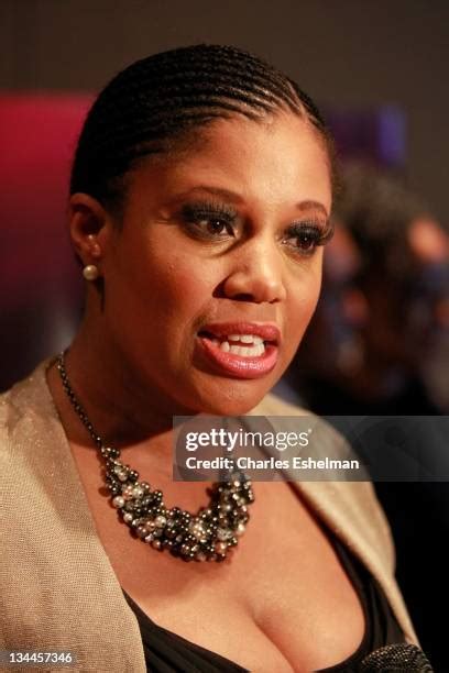 Actress Pernell Walker Photos And Premium High Res Pictures Getty Images