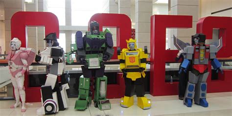 C2e2 Photos 2013 Part 6 Of 6 Robots Games Misfits And Honorable