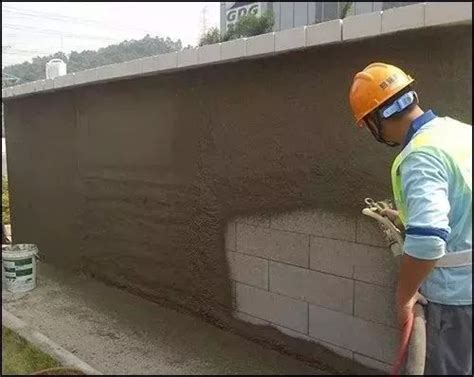 机械喷涂砂浆施工作业中经常堵管的原因是什么