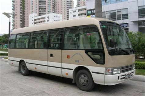 30人的大巴车包车价格一般是多少钱1000 1500元左右 北京京都顺达汽车服务有限公司