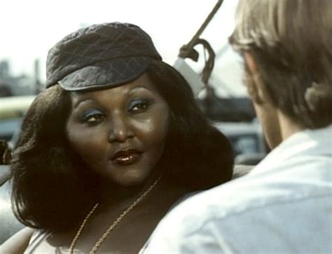 Candy Sampless Instagram Twitter And Facebook On Idcrawl