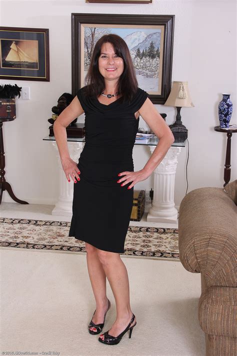 52 Year Old Sherry Lee Exclusive Milf Pictures From