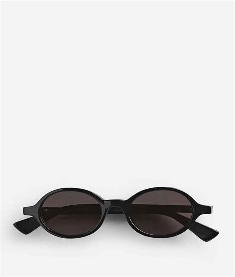 Classic Oval Sunglasses Paragon