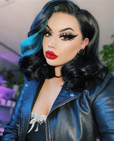 Mac Bikinis Dyed Hair Alternative Eye Make Up Haar Hair Looks