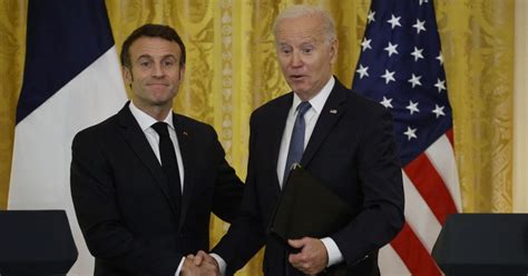 Байден і Макрон обговорили підтримку України
