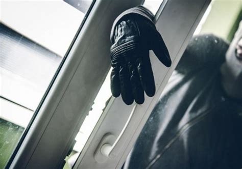 Бандит задигна пари от къща във врачанско село полицията го издирва