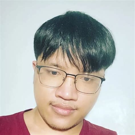 Nimit Zhangyang Kumwapee Nimitzh • Threads Say More