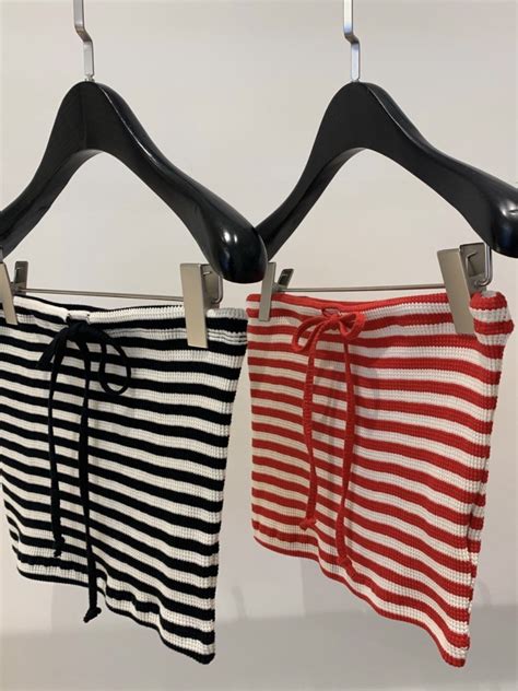 스트라이프 리본 튜브탑