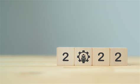 2022년 새해 로봇 기술이 있는 미래지향적이고 디지털 트렌드 개념 아름다운 배경에 로봇 기호와 2022 문자나무 큐브 복사 공간 스마트 혁신 디지털 배너 컴퓨터에 대한