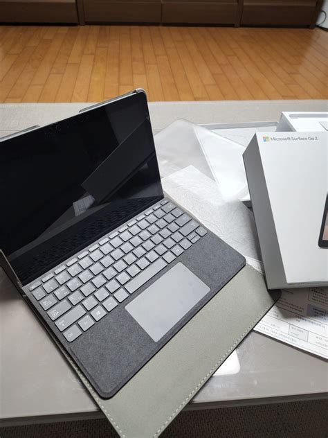 거의 새상품 서피스고2 128 당근 중고거래