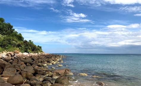 Bãi Đá Đen Một Vẻ đẹp Hoang Sơ Thơ Mộng Giữa Đà Nẵng Skyluxas