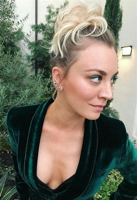 Pin By Johnny Cumhard On Kaley Cuoco 2 Kaley Cuoco Beauty Celebrities