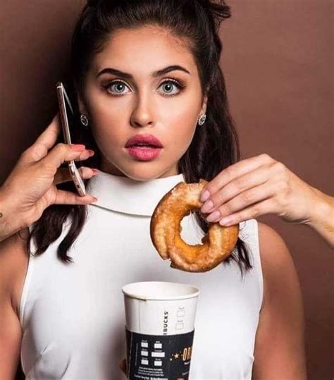 Pin By Margarita Camacho On Pictures Personales Brenna Damico Brenna Descendants