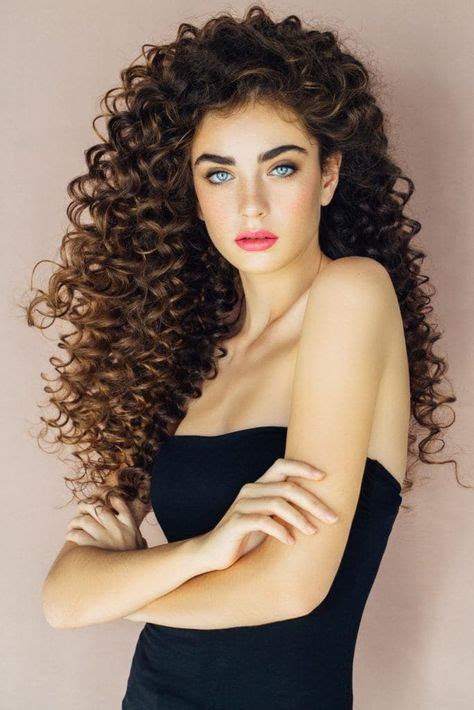 25 Trendy Ways To Wear The Modern Spiral Perm Artofit