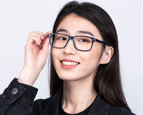 Comfortable Eyeglasses What To Look For When Buying Prescription Eyeglasses Vision Direct Au