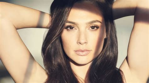 1920x1080 Gal Gadot Model Laptop Full Hd 1080p Hd 4k Wallpapersimages