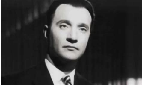 جوَّك في ذكرى وفاته السيرة الذاتية لموسيقار الأجيال محمد عبد الوهاب