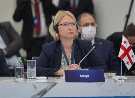 ნათია თურნავა შუა დერეფნით კონტეინერების მოძრაობა ჩინეთიდან საქართველომდე გაიზარდა Bpn