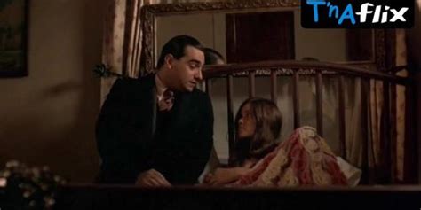 Barbara Hershey Breasts Scene In Boxcar Bertha Tnaflix Com