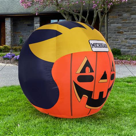 Michigan Wolverinesinflatable Jack O Helmet For The Deep Rooted Fan