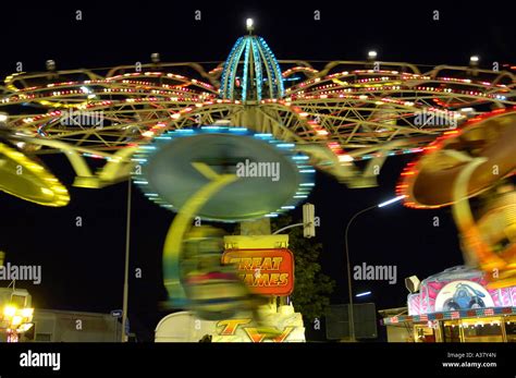 Traffic Lights Machine Lights Colour Color Speed Movement Fun Leisure
