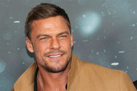 Actor Alan Ritchson Is Under Investigation By Tennessee Law Enforcement