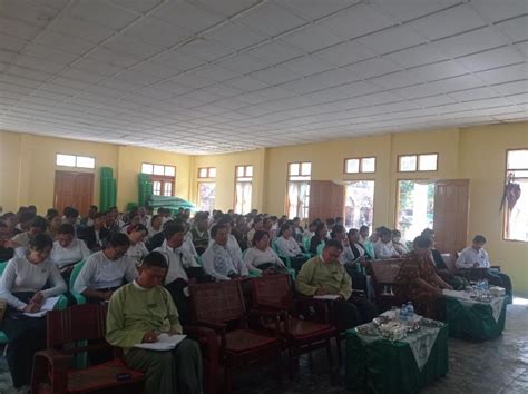 ဖျာပုံမြို့၌ ၂၀၂၂ ၂၀၂၃ ပညာသင်နှစ်အတွက် တက္ကသိုလ်ဝင်စာမေးပွဲ အောင်ချက်မြင့်မားရေး ဆွေးနွေးပွဲအခမ