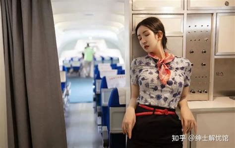 拍内衣照被开除的空姐出处有了 知乎