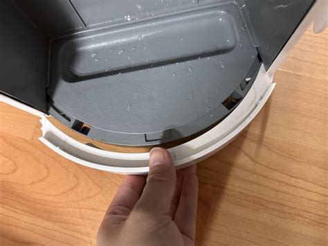 Lg 제습기 20l 분해 청소로 내부 먼지와 곰팡이 제거하기 Ddomom‘s Beautyblog