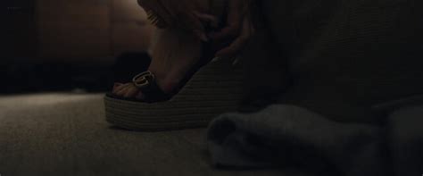 Nude Video Celebs Olivia Munn Sexy Your Friends And Neighbors S01e05