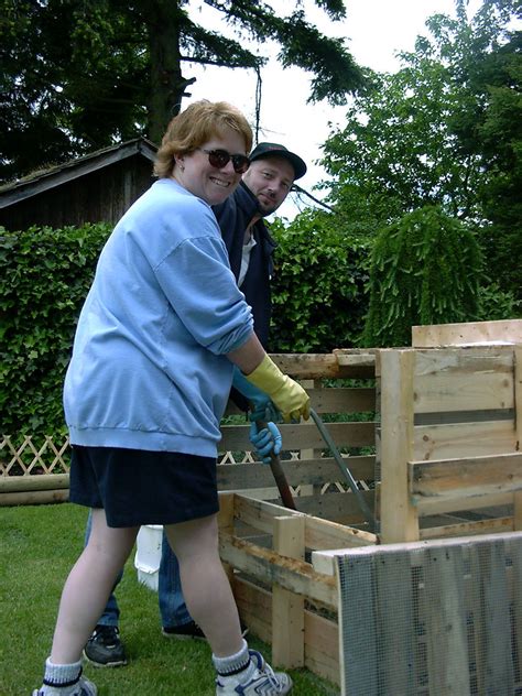 Composting Earthwise Society