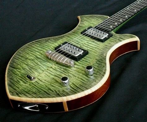 Home Thomas Cherry Guitars