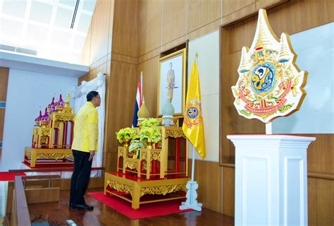 รัฐมนตรีว่าการกระทรวงวัฒนธรรม เป็นประธานพิธีมอบตราสัญลักษณ์งานเฉลิม