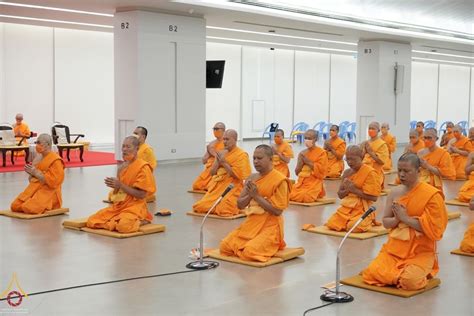 ประชาสัมพันธ์ วัดพระธรรมกายเจริญพระพุทธมนต์ปฏิบัติธรรมเจริญสมาธิภาวนาถวายพระพรชัยมงคลแด่ เจ้า