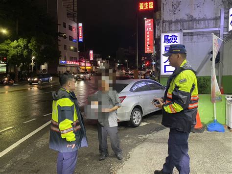 警政報馬仔 失智老翁市區迷路 竹市警暖心所長助返家 內政部警政署警察廣播電臺全球資訊網