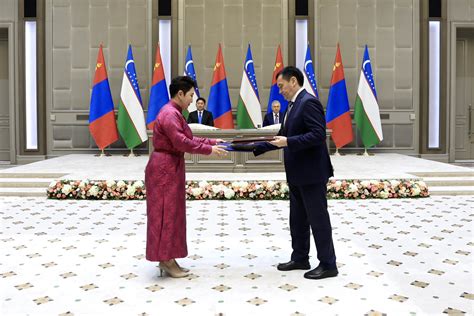 Монгол Узбекистаны харилцаа хамтын ажиллагааны баримт бичгүүдэд гарын