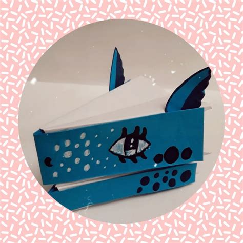 Дракон из бумаги Дракон Бумага Руки