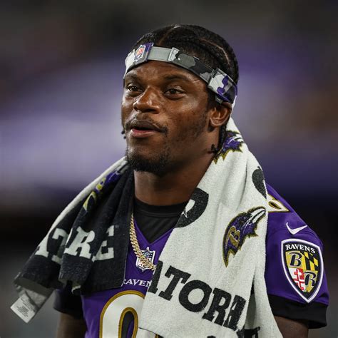 Elon Musk Solves One Issue In Lamar Jacksons Life While Contract