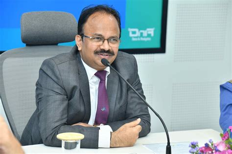 Mc Interview Canara Bank To Transfer 8 Npas Worth Rs 4 000 Cr To Narcl By Q3 Ceo K