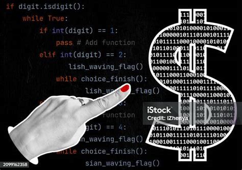 합성 콜라주 소프트웨어 코드를 배경으로 한 여성의 손이 바이너리 코드로 구성된 달러 기호를 가리킵니다 금융 기술에 대한 스톡 사진 및 기타 이미지 Istock
