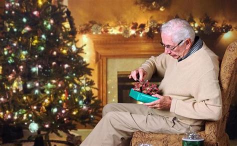 Что подарить папе на Новый год 2026 идеи подарков от дочки и сына