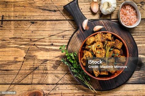 수제 프렌치 프라이드 크루통 나무 배경 맨 위 보기입니다 복사 공간 0명에 대한 스톡 사진 및 기타 이미지 0명 갈색 감자 칩 Istock