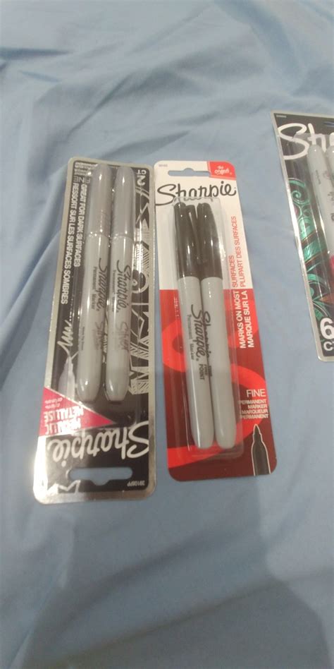 Gray Metallic Sharpies And Black Sharpies For Crafts 😄😍😘 Crafts Sharpie Arts And Crafts